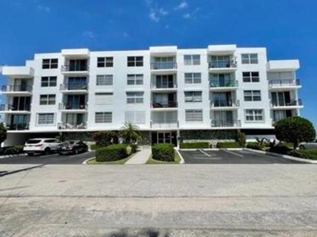 301 Croton Ave Unit 305, Lantana, FL