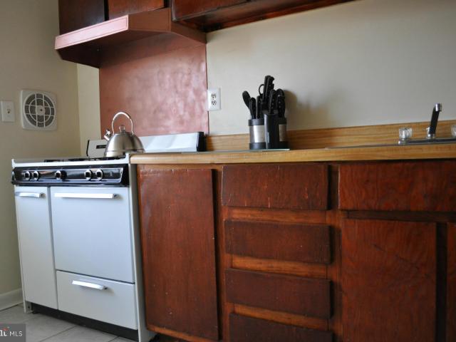 301 Anacostia Rd SE, Unit 2 BEDROOM, Washington, DC 20019 | MLS #DCDC2248
