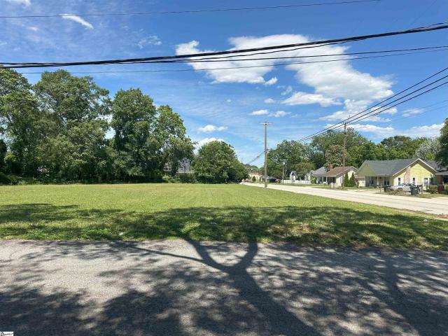 301 Arlington Rd, Greer, SC 29651 | MLS #1558