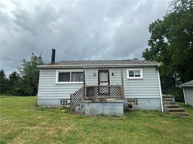 301 Armstrong Ave, Avonmore, PA 15618