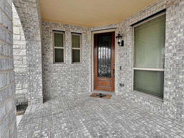 301 Autumnwood Drive