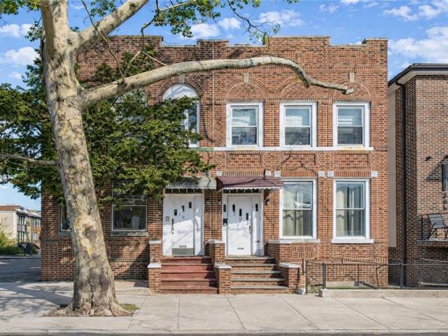 301 Avenue North
