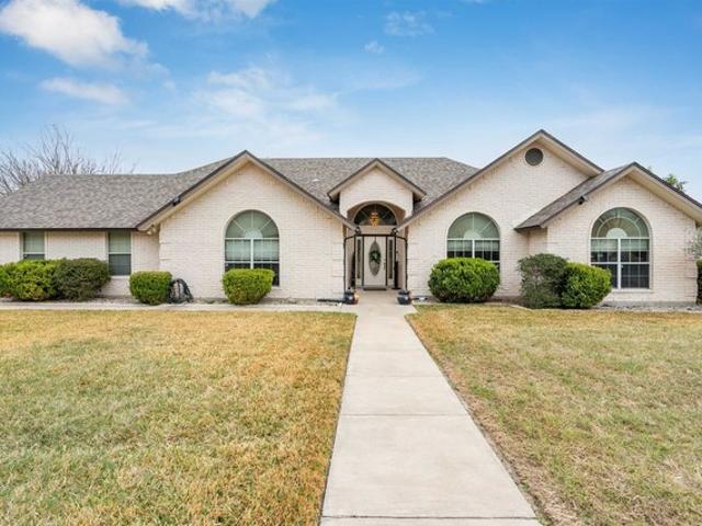 301 Boulder Ridge Dr, Del Rio, TX 78840