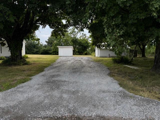 301 Bob Perry Rd