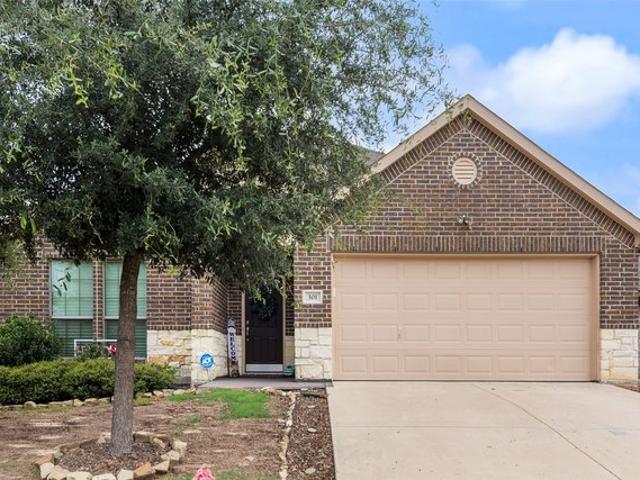 301 Billy Wickliffe Dr, Wilmer, TX 75172