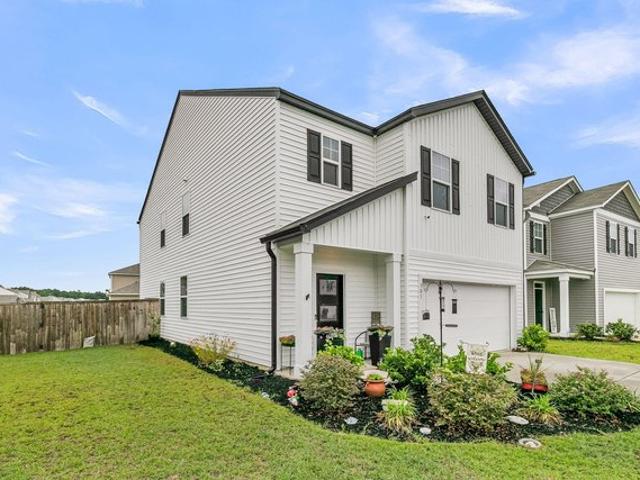 301 Black Birch Dr, Summerville, SC 29486