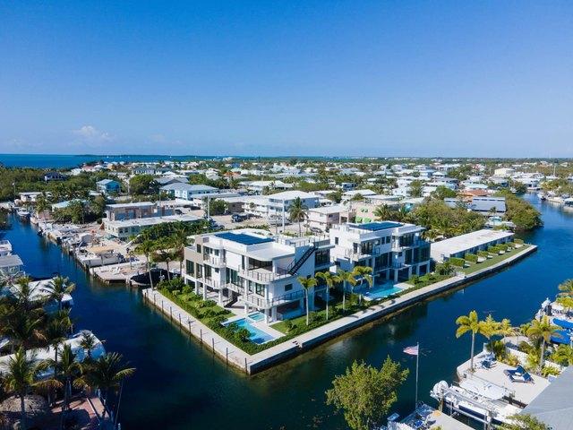 301 Buttonwood Cir Unit B, Key Largo, FL 33037