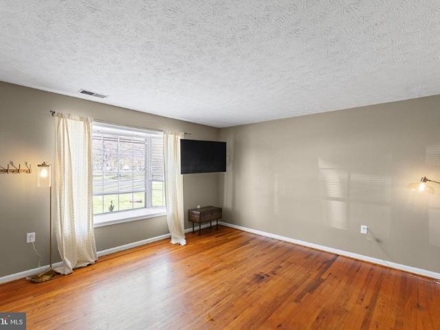 301 Buckingham Drive