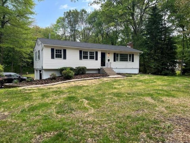 301 Grassy Hill Rd, Orange, CT 06477