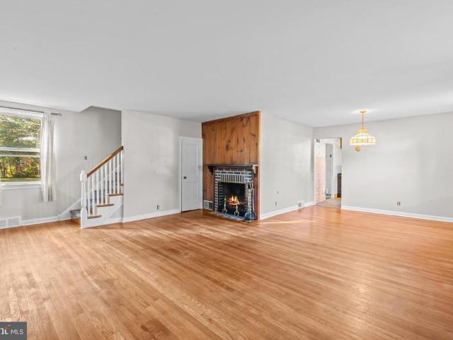 301 Greenwood Road