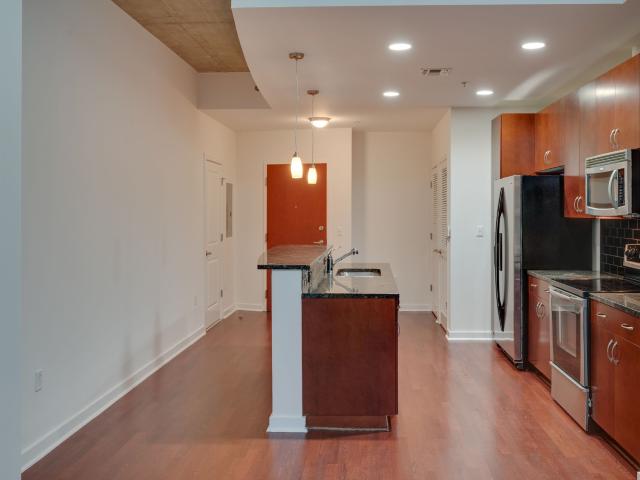 301 Demonbreun St # 1701