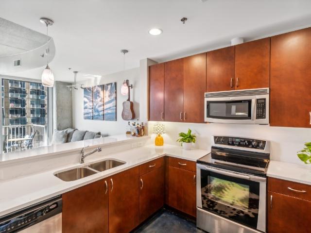 301 Demonbreun St # 1719