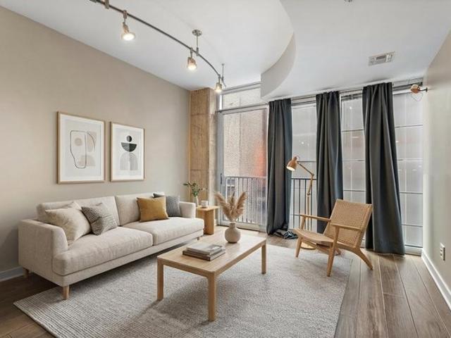 301 Demonbreun St Unit 602, Nashville, TN 37201