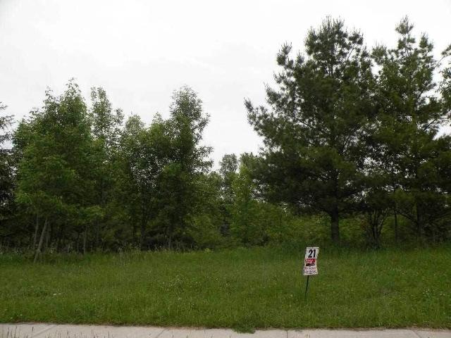 301 Drumlin Loop, Ripon, WI 54971 | MLS #1737 | Compass