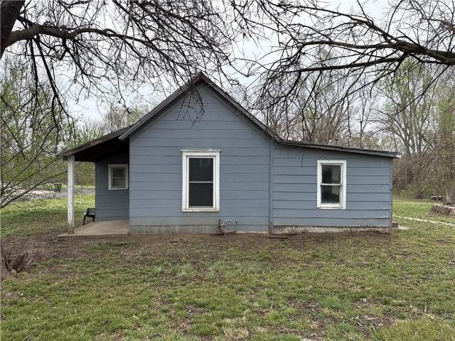 301 E 5th St, Edgerton, KS 66021 | MLS #2610