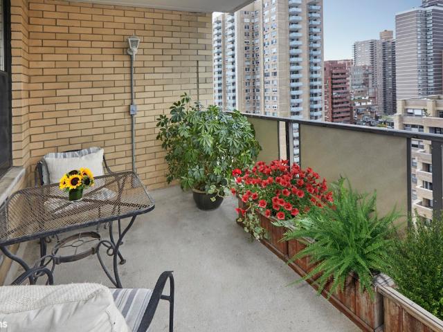301 E 87TH Street 22A