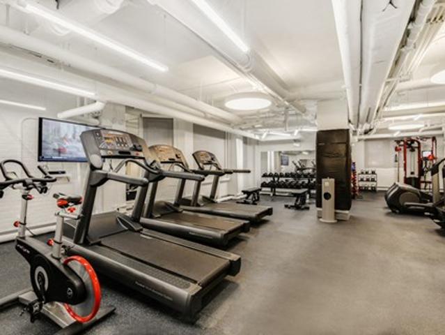 301 E 21st Street Studio