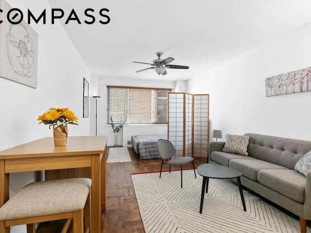 301 E 22nd Street 10B