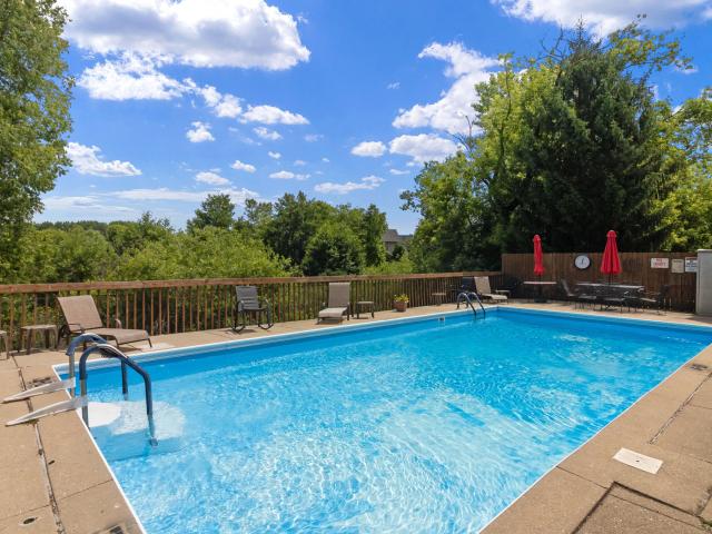 301 E Townline Rd