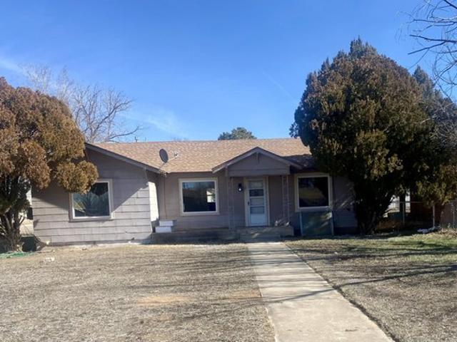 301 E Ave, Olton, TX 79064