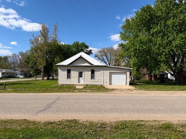 301 E Bridge St, Anthon, IA 51004