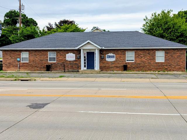 301 E Emmitt Ave