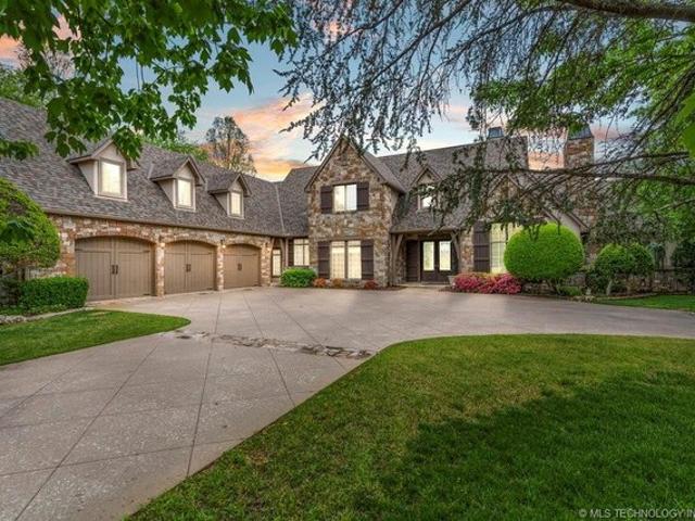 301 E Glendale St S, Broken Arrow, OK 74011