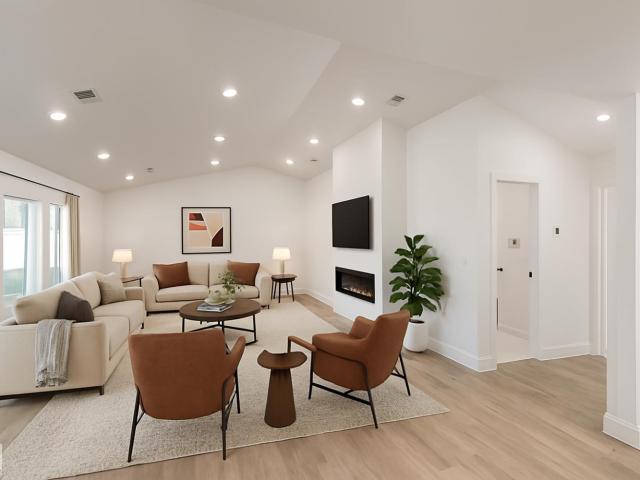 301 E Griffin Street