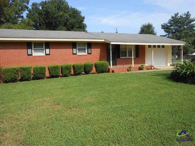 301 E Imperial Cir, Warner Robins, GA 31093