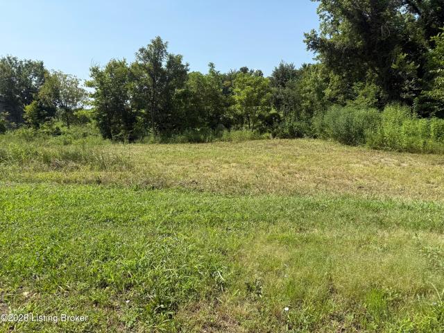 301 E Main St