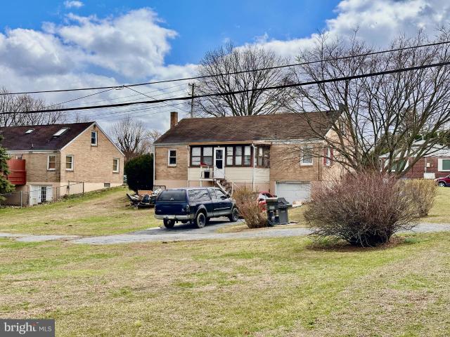 301 E Poplar St, Lebanon, PA 17042 | MLS #PALN2025 | Compass