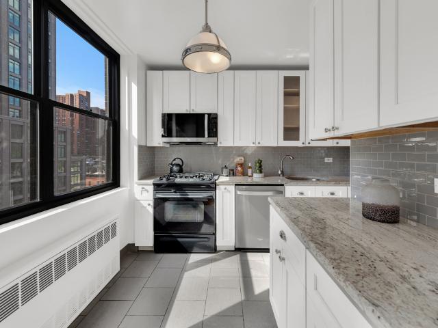 301 East 87th Street, New York, NY