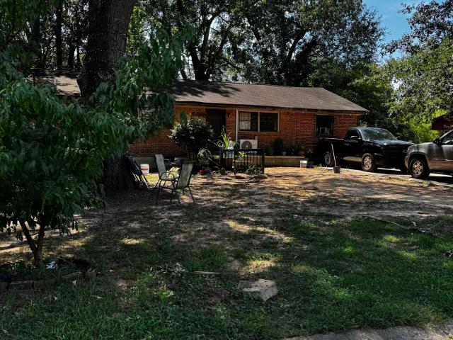 301 ESSEX Drive