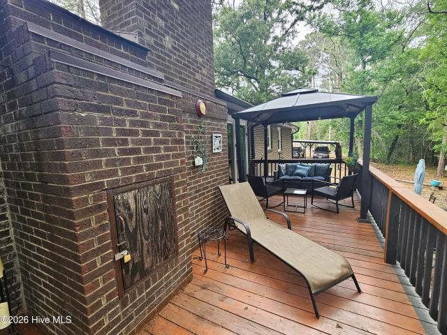 301 Fork Lake Drive