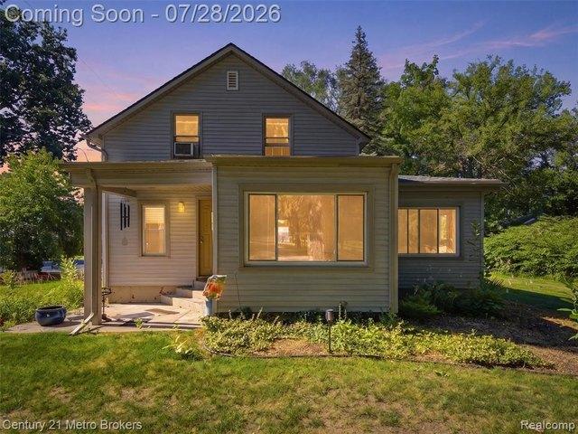 301 Field Rd, Clio, MI 48420