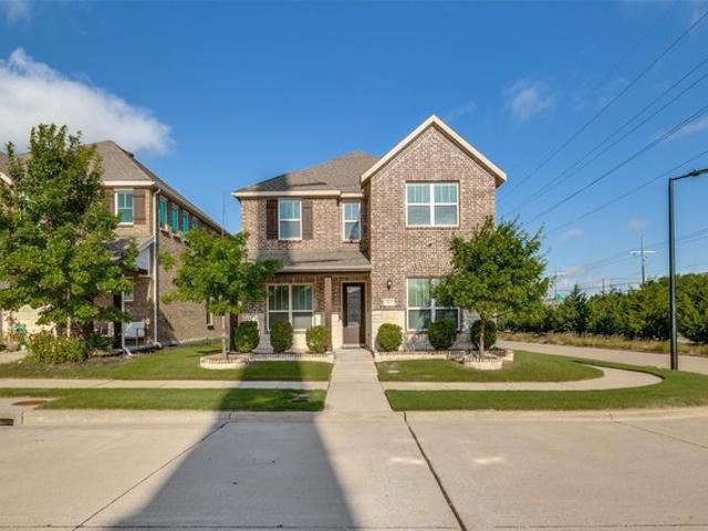 301 Kennewick Dr, Garland, TX 75044