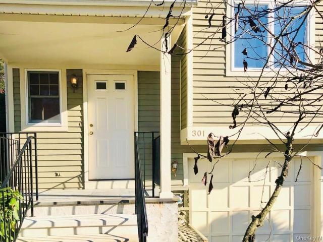 301 Kensington Way