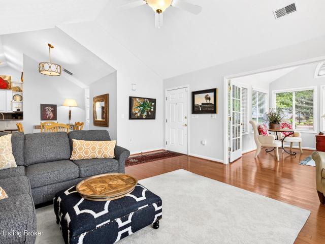 301 Kilderry Way