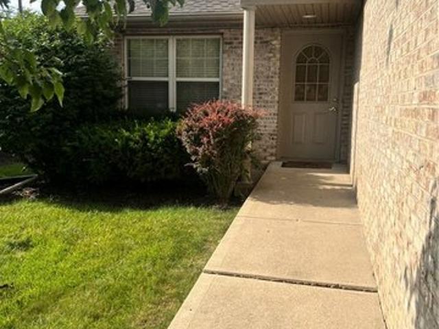 301 Kristina Lynn Pl, Englewood, OH 45322