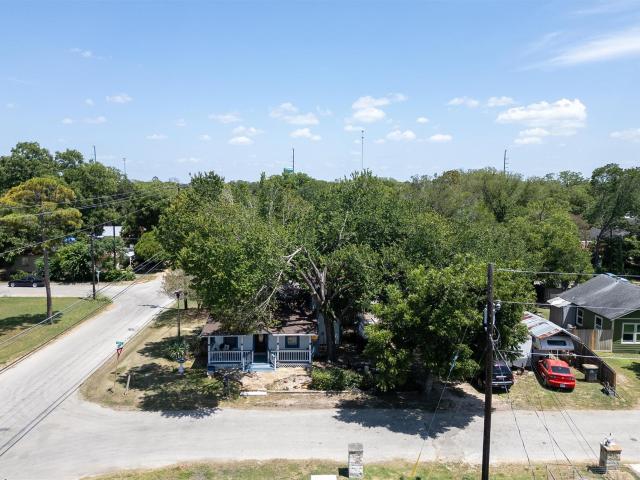 301 Holly Ave