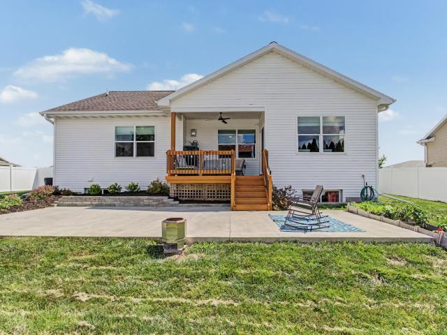 301 Hawthorne Circle