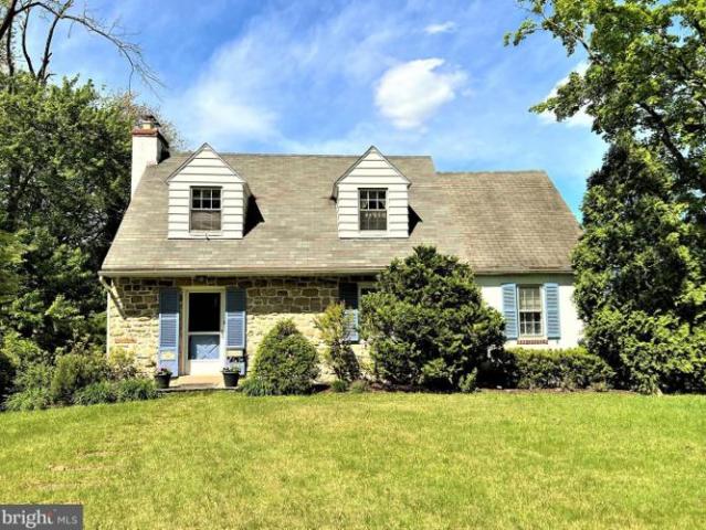 301 Hewett Rd, Wyncote, PA 19095