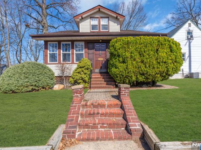 301 Henley Avenue