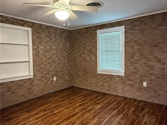 301 Highland Drive