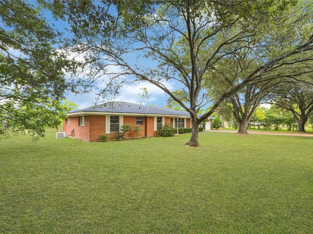 301 Hill Street 305