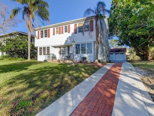 301 Hillcrest Dr, Clearwater, FL 33755