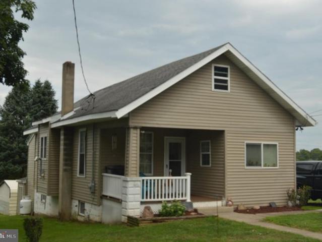 301 Old River Rd, Birdsboro, PA 19508