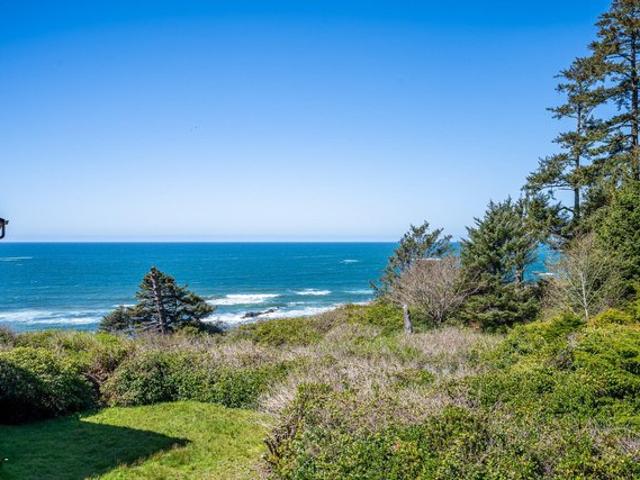 301 Otter Crest Dr Unit 146 147, Otter Rock, OR 97369