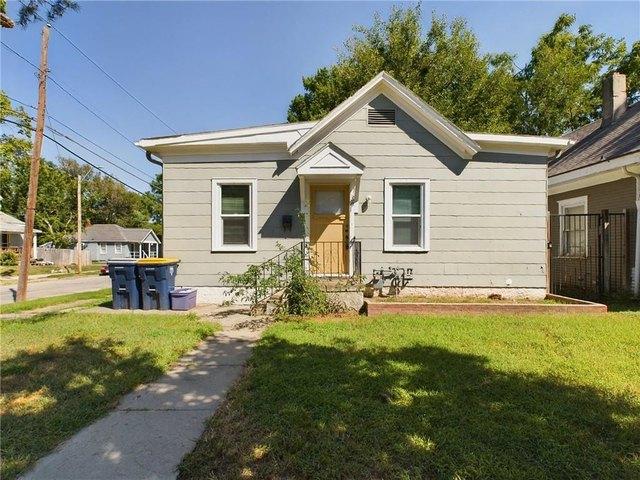 301 Lawndale Ave, Kansas City, MO 64123