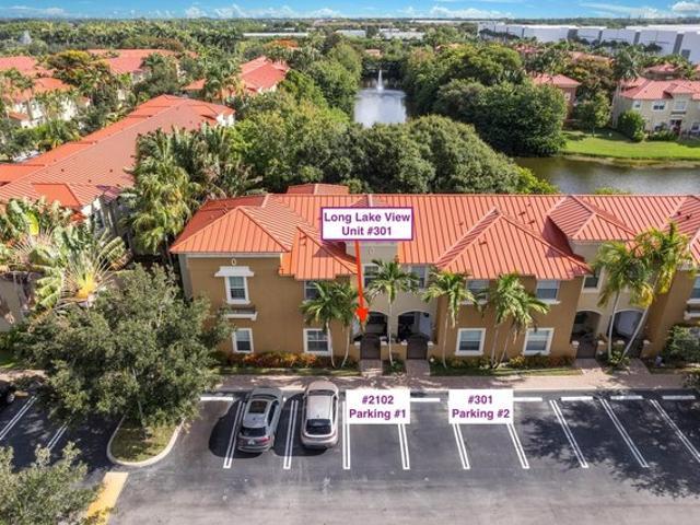 301 Lake Monterey Cir, Boynton Beach, FL 33426